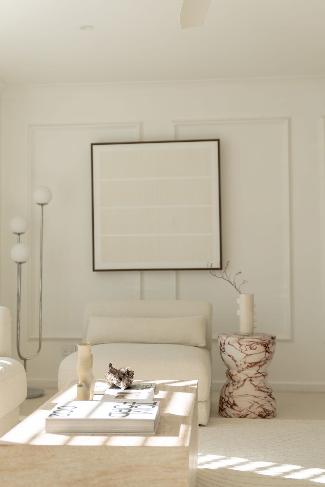 Hourglass Side Table – P&R Styling