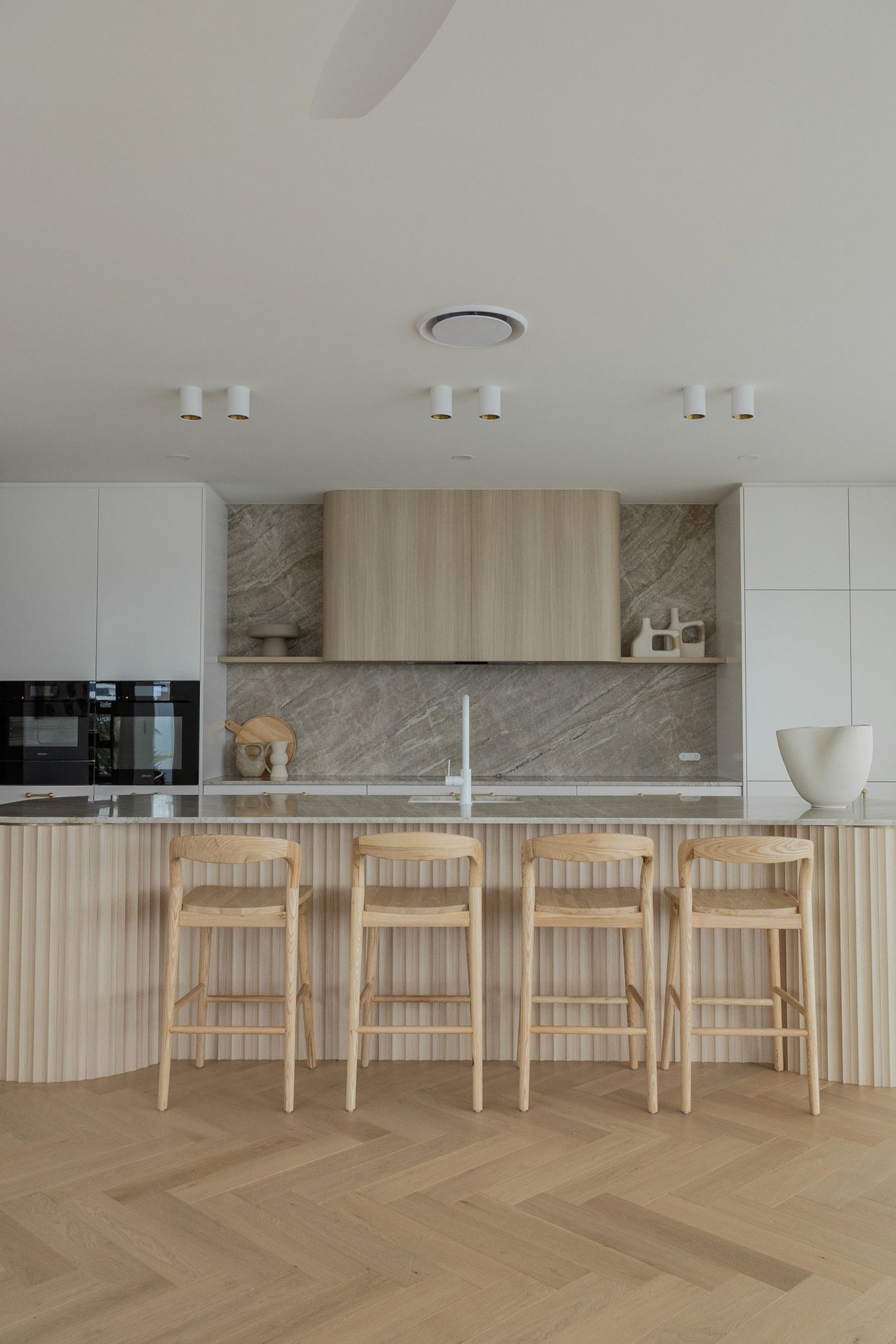 Bekka Counter Stool - Ash Wood (Pre-order arriving September) – P&R Styling